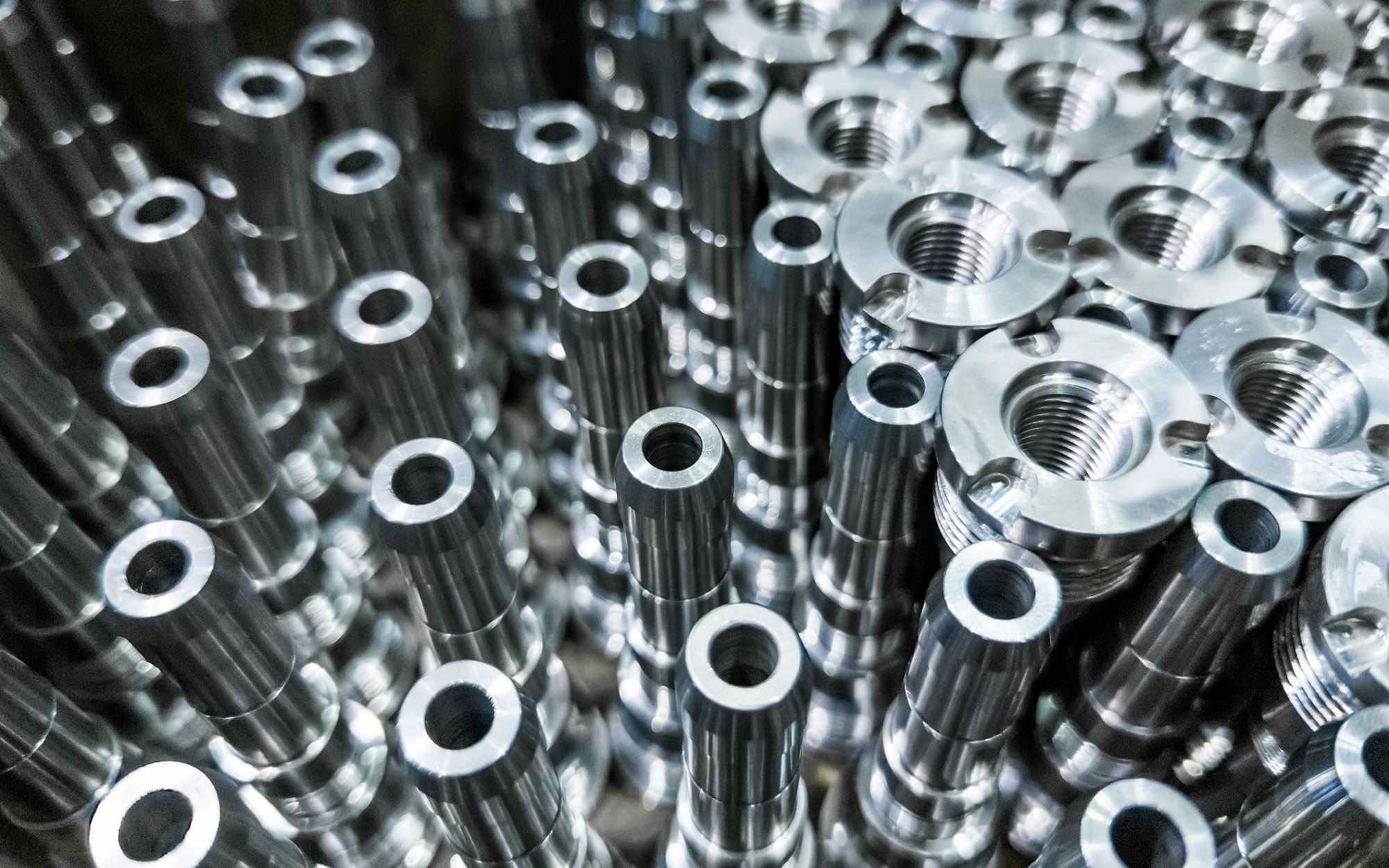 Standard vs. Custom Aerospace Fasteners
